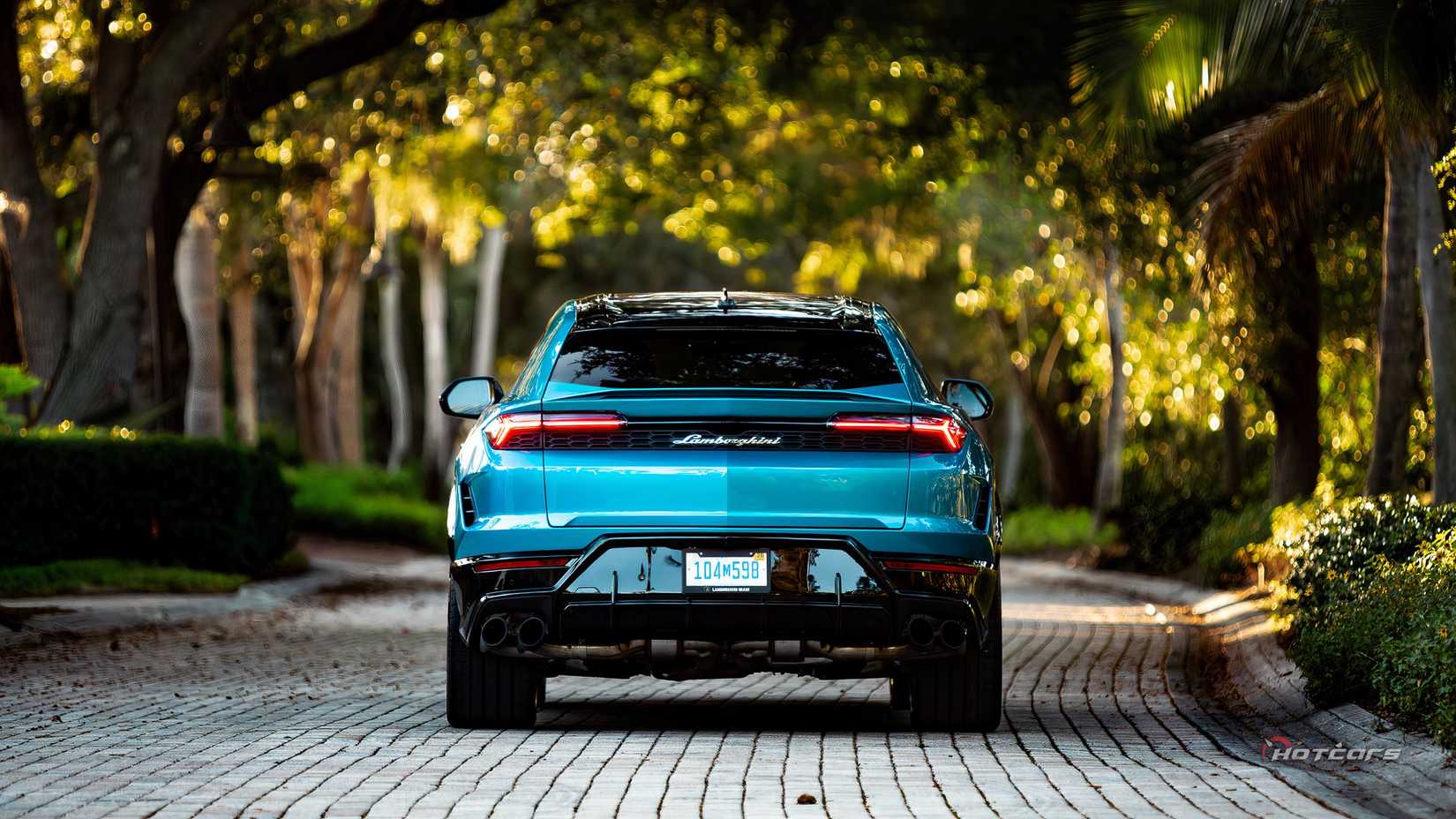 2025 Lamborghini Urus SE Review: 789 HP Plug-In Hybrid Power