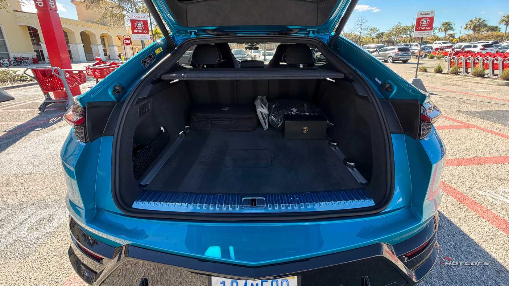 2025 Lamborghini Urus SE Review: 789 HP Plug-In Hybrid Power